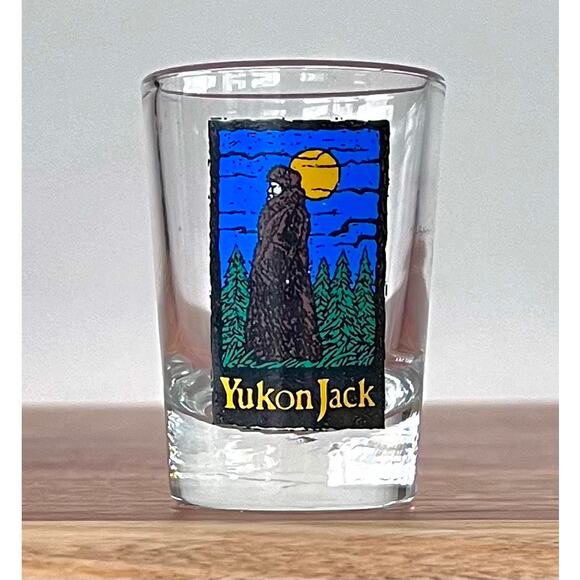Yukon Jack | Dining | Yukon Jack Full Moon Shot Glasses Set Of 2 ...
